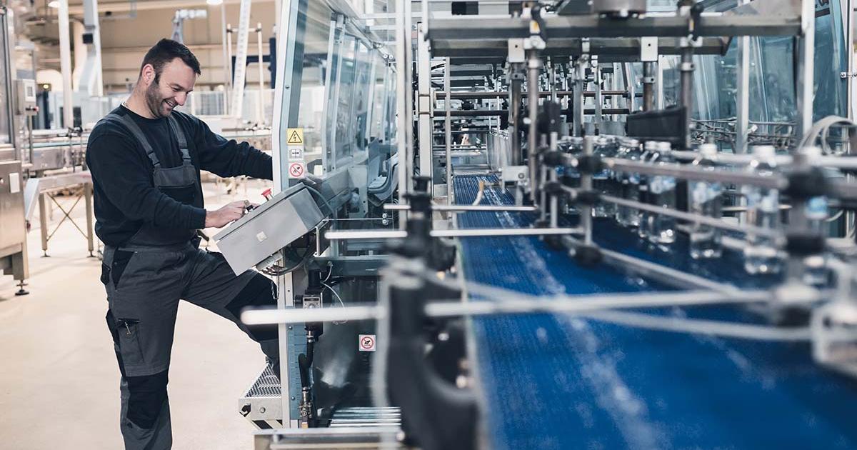 Produktionshelfer: Aufgaben und Karrierechancen